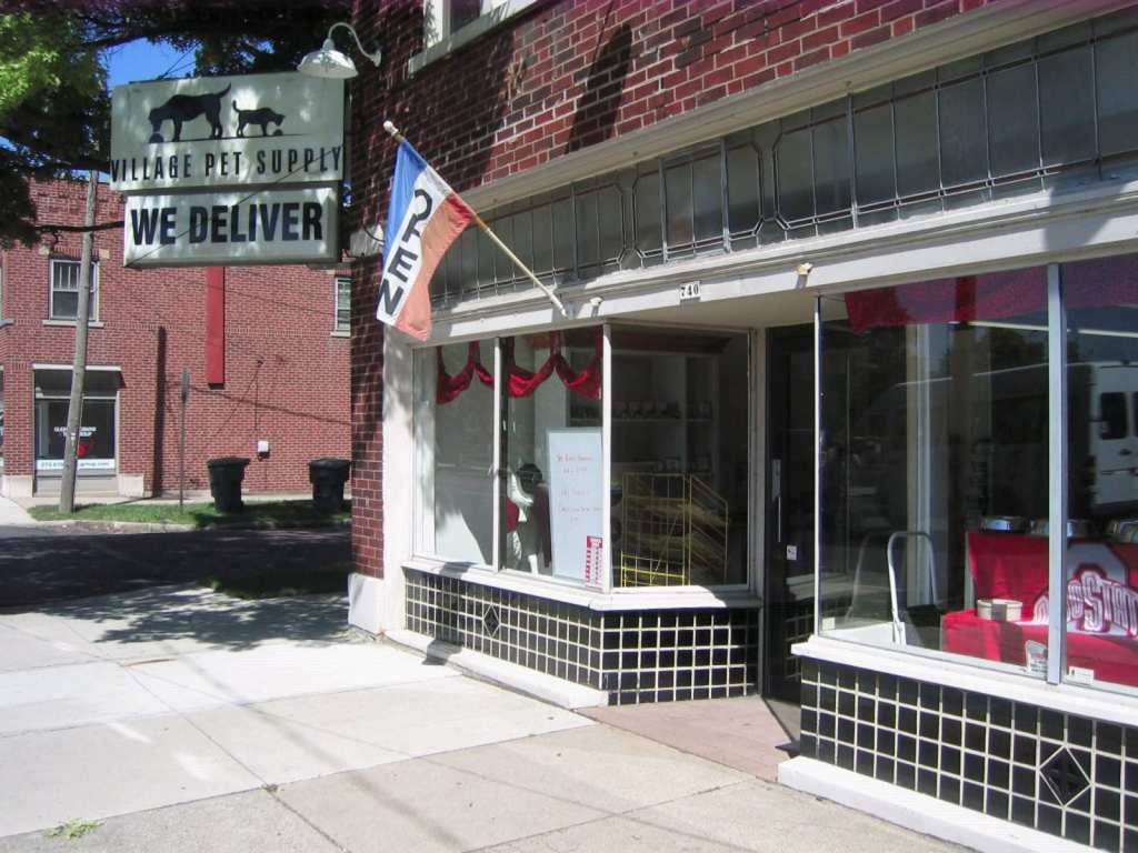 » background storefront